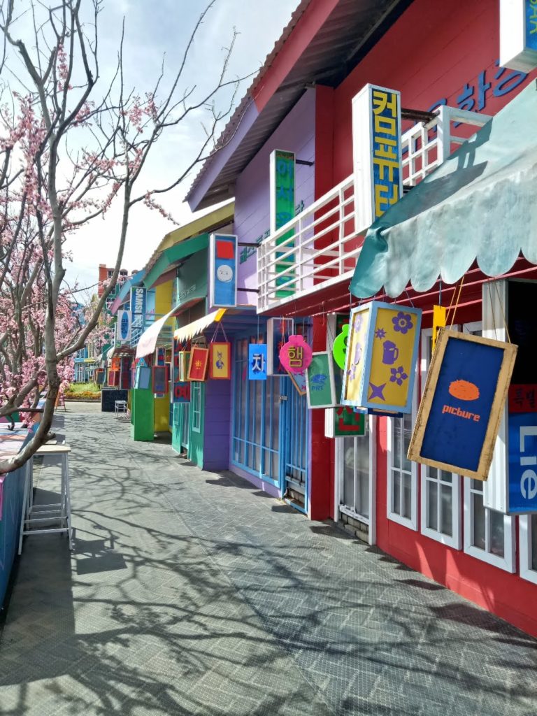 Info Tempat Wisata San Terra Delaponte Batu Malang - Travel Malang